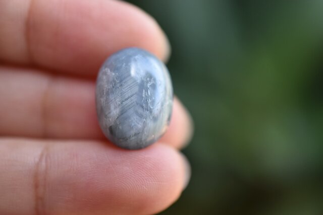 シルキー★ミャンマー産★ホワイトサファイア s959 | iichi 日々の暮らしを心地よくするハンドメイドやアンティークのマーケットプレイス