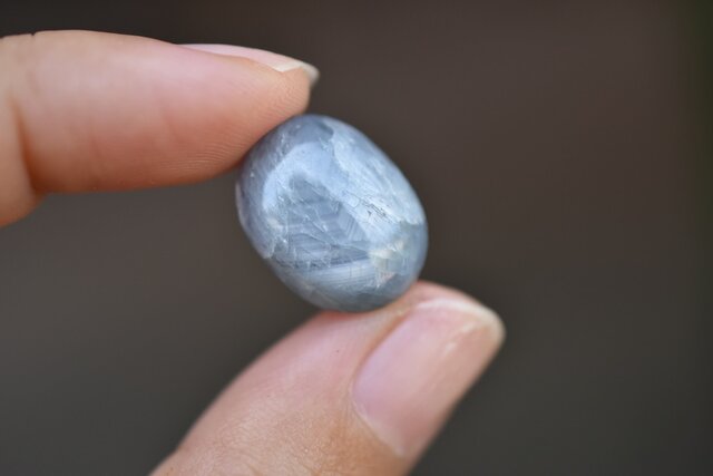 シルキー★ミャンマー産★ホワイトサファイア s959 | iichi 日々の暮らしを心地よくするハンドメイドやアンティークのマーケットプレイス