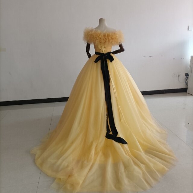 カラーチュールドレス さわやかなクロムイエローレモンー 3ways 取り外しオフショルダー+サッシュベルト 結婚式/披露宴 | iichi 日々の暮らしを心地よくするハンドメイドやアンティーク ...