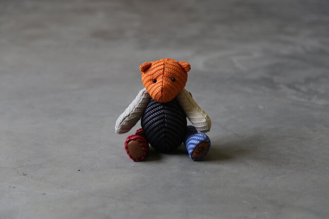 sourire bear | iichi 日々の暮らしを心地よくするハンドメイドやアンティークのマーケットプレイス