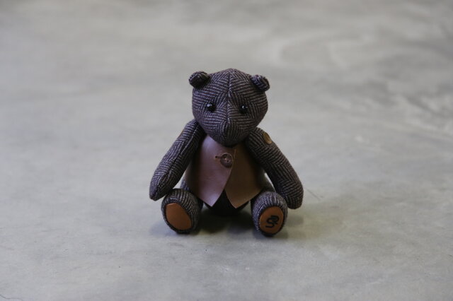 sourire bear leather jacket | iichi 日々の暮らしを心地よくするハンドメイドやアンティークのマーケットプレイス