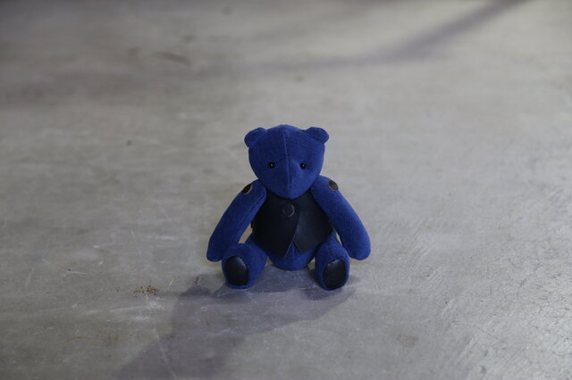 sourire bear leather jacket | iichi 日々の暮らしを心地よくするハンドメイドやアンティークのマーケットプレイス