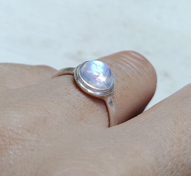 rainbow moon＊925 ring | iichi 日々の暮らしを心地よくするハンドメイドやアンティークのマーケットプレイス