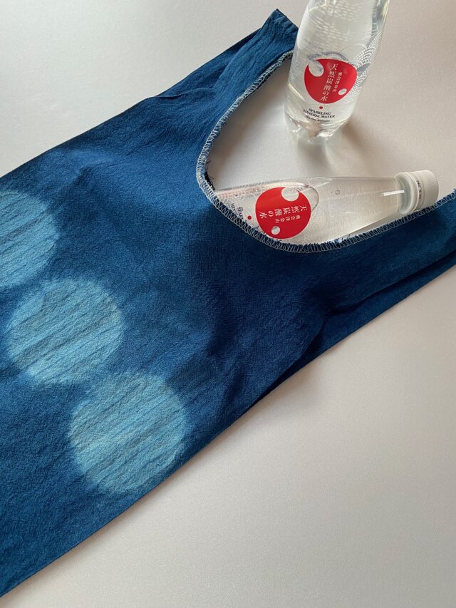 藍染 マルシェバッグ(布袋) | iichi 日々の暮らしを心地よくするハンドメイドやアンティークのマーケットプレイス