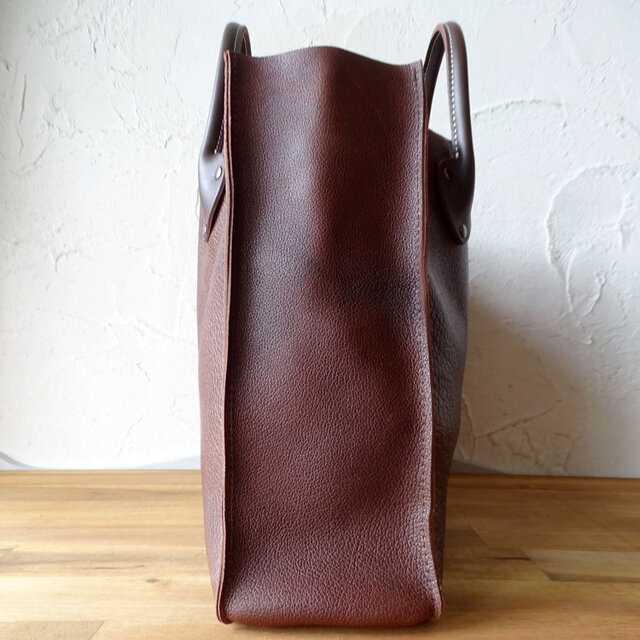 【期間限定】こちらの革在庫無し 一点物 A4 PC 天然革 ハンドメイド856 | iichi 日々の暮らしを心地よくするハンドメイドやアンティークのマーケットプレイス