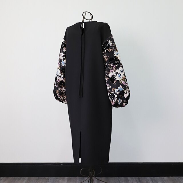 異素材バルーン袖 バックリボン フォーマル ワンピース ブラック 0595 | iichi 日々の暮らしを心地よくするハンドメイドやアンティークのマーケットプレイス