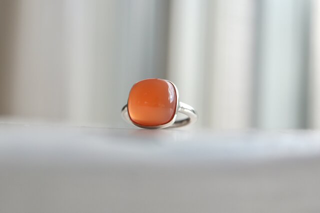 [petit tomatoes風味のcarnelian]ring | iichi 日々の暮らしを心地よくするハンドメイドやアンティークのマーケットプレイス