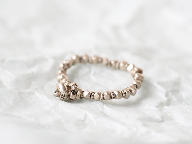 beads ring -シルバー- | iichi 日々の暮らしを心地よくするハンドメイドやアンティークのマーケットプレイス