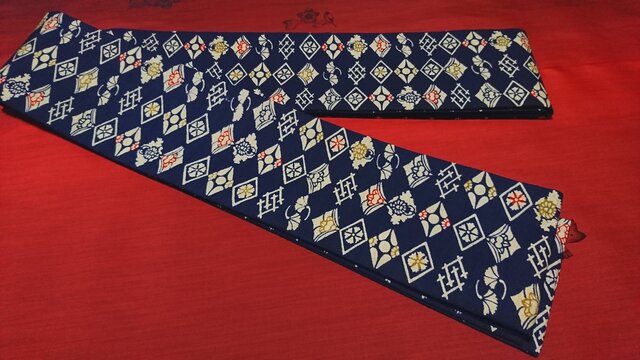 創作帯☆角帯 小紋柄 巾約11cm | iichi 日々の暮らしを心地よくするハンドメイドやアンティークのマーケットプレイス
