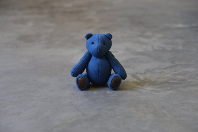 sourire bear | iichi 日々の暮らしを心地よくするハンドメイドやアンティークのマーケットプレイス