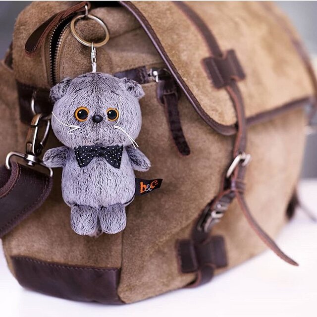 Basik キーホルダー | iichi 日々の暮らしを心地よくするハンドメイドやアンティークのマーケットプレイス