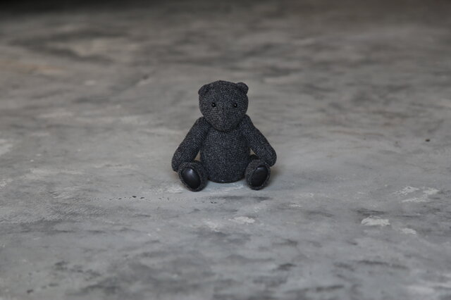 sourire bear | iichi 日々の暮らしを心地よくするハンドメイドやアンティークのマーケットプレイス