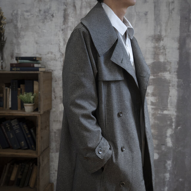 【完全一点物】トレンチコート（グリーンマルチカラー） | iichi 日々の暮らしを心地よくするハンドメイドやアンティークのマーケットプレイス