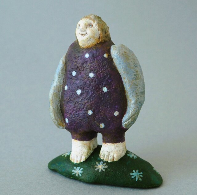 小さな立像 ＜翼の人＞～雪～ | iichi 日々の暮らしを心地よくするハンドメイドやアンティークのマーケットプレイス