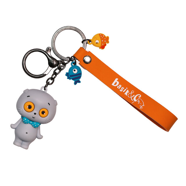 Basik キーチェーン with FISH | iichi 日々の暮らしを心地よくするハンドメイドやアンティークのマーケットプレイス