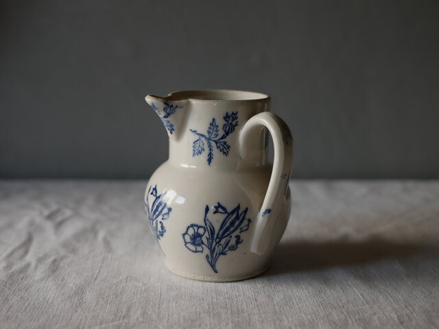 Saint-Uze クリーマー フランスアンティーク ブロカントのある暮らし | iichi 日々の暮らしを心地よくするハンドメイドやアンティークのマーケットプレイス