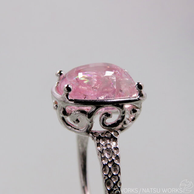 モルガナイト リング / Morganite Ring 0 | iichi 日々の暮らしを心地よくするハンドメイドやアンティークのマーケットプレイス