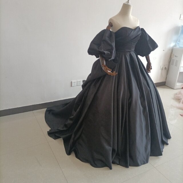 3waysマスタード 黒 ベアトップ 取り外しパフスリーブ 豪華なバックリボン 披露宴/拳式/前撮り | iichi 日々の暮らしを心地よくするハンドメイドやアンティークのマーケットプレイス