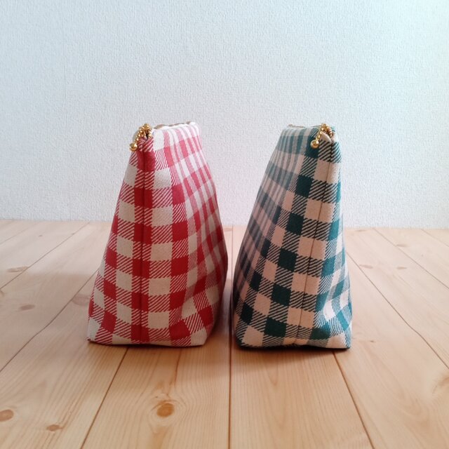 巨大30cmファスナーポーチ ブロックチェック バッグインバッグ 大きめ 朱色×生成 114 | iichi 日々の暮らしを心地よくするハンドメイドやアンティークのマーケットプレイス