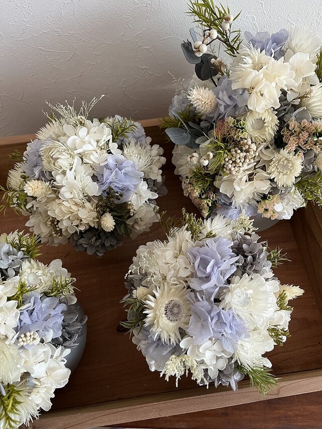 daisy blue / デイジーブルー ポットアレンジⓁswan | iichi 日々の暮らしを心地よくするハンドメイドやアンティークのマーケットプレイス