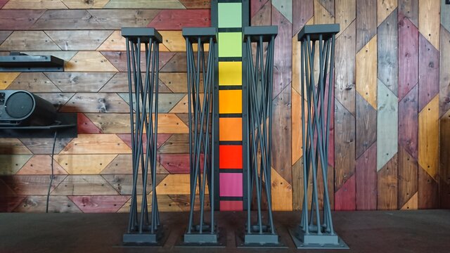 マットグレーでアイアンな丸棒鉄脚♪ 100×100×650mm ねじれ型 4脚ver. ダイニングテーブル | iichi 日々の暮らしを心地よくするハンドメイドやアンティークのマーケットプレイス