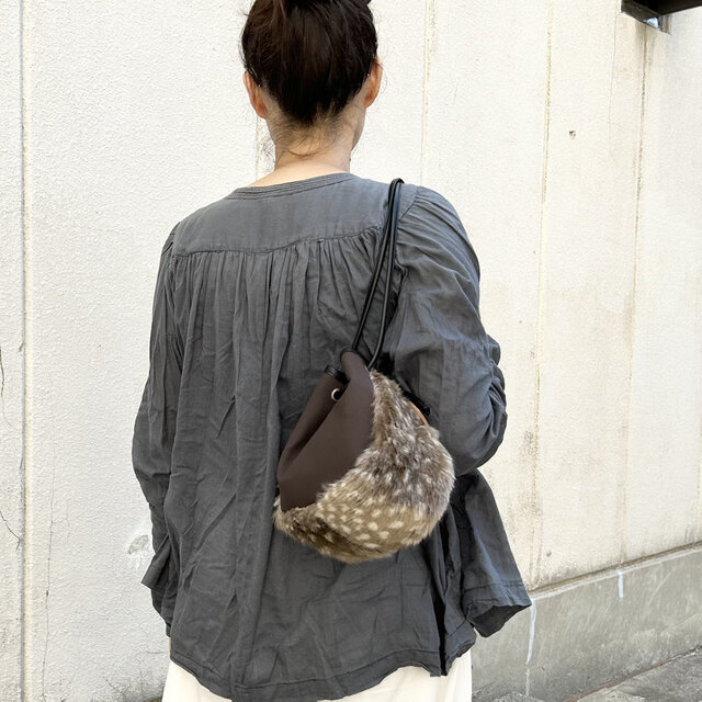 swing:バンビ×ダークブラウン（高島帆布×エコファー2wayバッグ）受注製作 | iichi 日々の暮らしを心地よくするハンドメイドやアンティークのマーケットプレイス