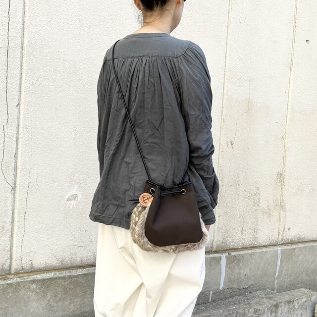 swing:バンビ×ダークブラウン（高島帆布×エコファー2wayバッグ）受注製作 | iichi 日々の暮らしを心地よくするハンドメイドやアンティークのマーケットプレイス