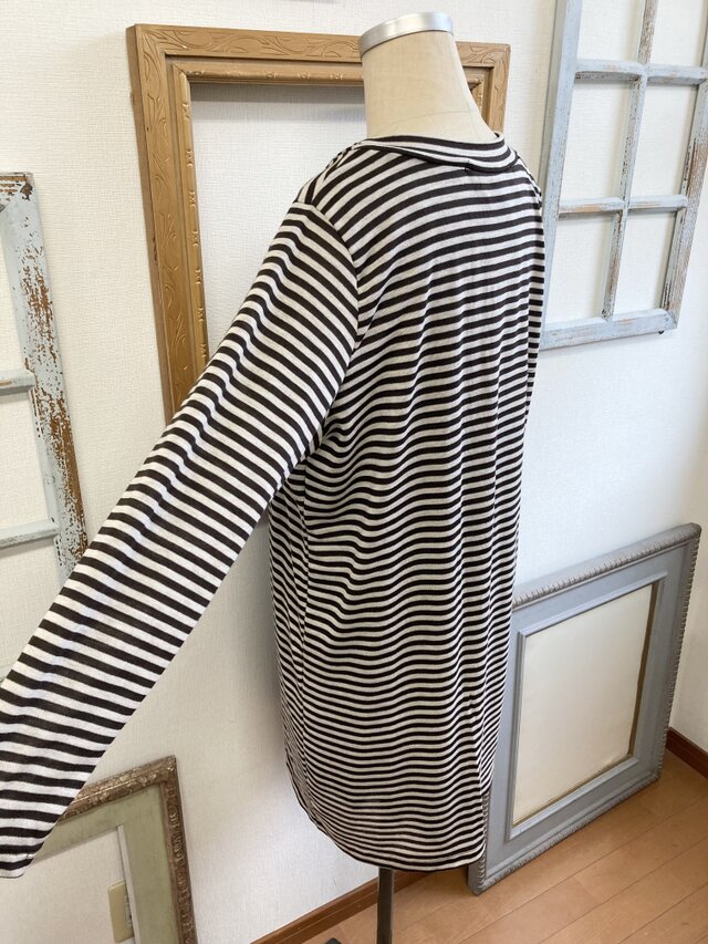 秋物新作 ️着心地軽〜い ️ボーダー柄ニットV首ロングカーディガン 茶ベージュ（サイズフリーL〜L L） | iichi 日々の暮らしを心地よくするハンドメイドやアンティークのマーケットプレイス