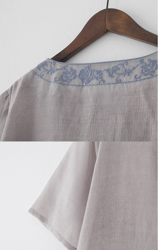 送料0♪上品.刺繍入りエレガントワンピース.ラミー麻 (ブルー) | iichi 日々の暮らしを心地よくするハンドメイドやアンティークのマーケットプレイス