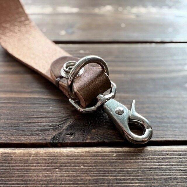 【Belt Loop 丘染めBrown ニッケルフック】 | iichi 日々の暮らしを心地よくするハンドメイドやアンティークのマーケットプレイス