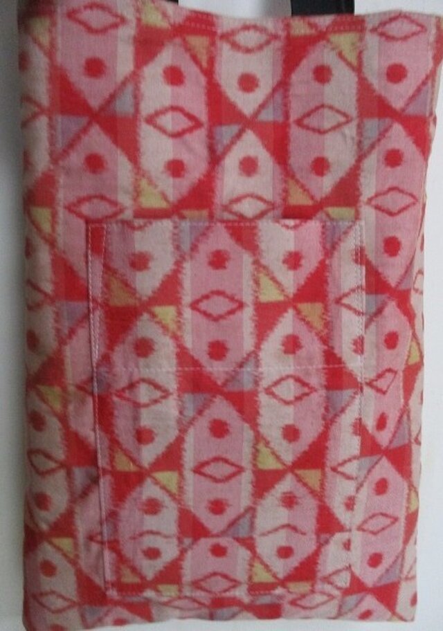 7358 花柄の振袖で作った手提げ袋 ＃送料無料 | iichi 日々の暮らしを心地よくするハンドメイドやアンティークのマーケットプレイス