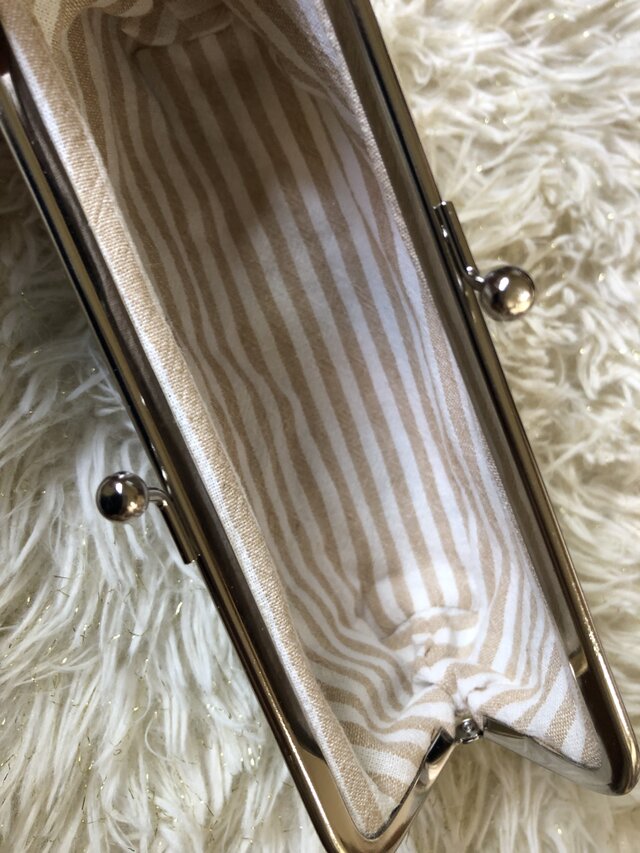 たんぽぽ柄 がま口メガネケース | iichi 日々の暮らしを心地よくするハンドメイドやアンティークのマーケットプレイス