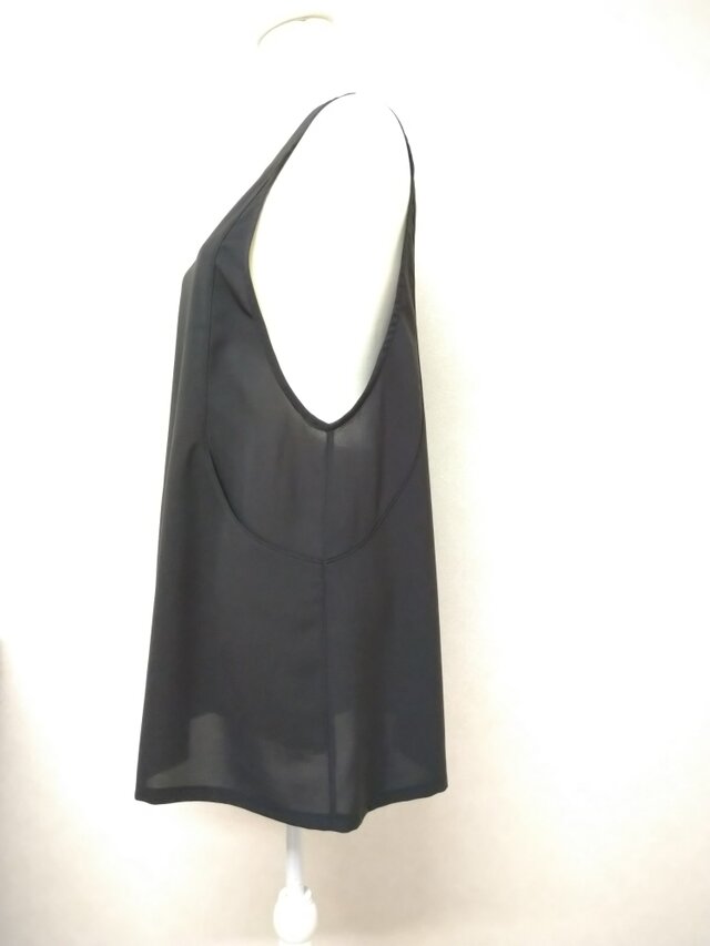 スッキリ大人ラインのジャンスカエプロン。CPS-158 | iichi 日々の暮らしを心地よくするハンドメイドやアンティークのマーケットプレイス