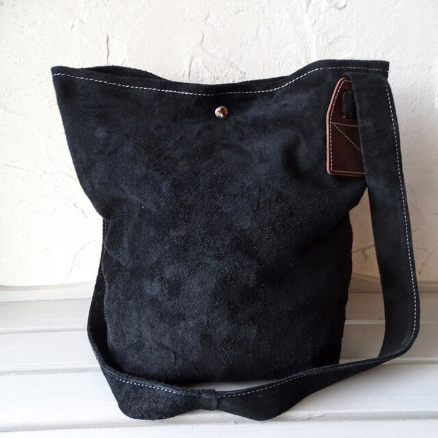 【セール】軽量 クチャ ショルダー バックスキン 天然革 ハンドメイド 兼用 レザー 10141p | iichi 日々の暮らしを心地よくする ...