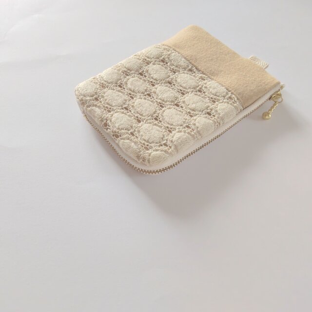 日用品店（布） ポーチ mini 【 L 字開き 】 14cm×10.5cm ／ ベージュ（レース） | iichi 日々の暮らしを心地よくするハンドメイドやアンティークのマーケットプレイス