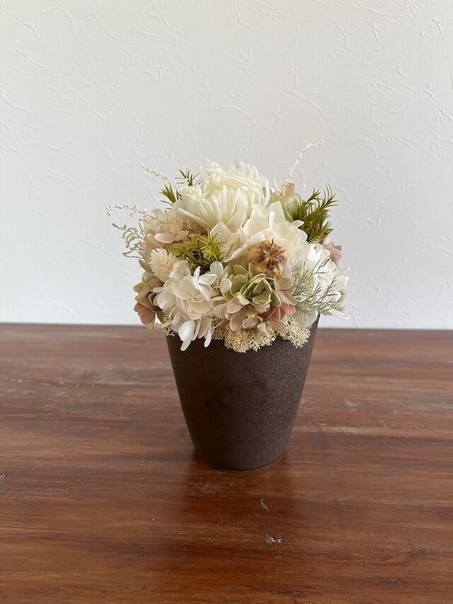 Anastasia / アナスタシア ゴールド ポットアレンジ S | iichi 日々の暮らしを心地よくするハンドメイドやアンティークのマーケットプレイス