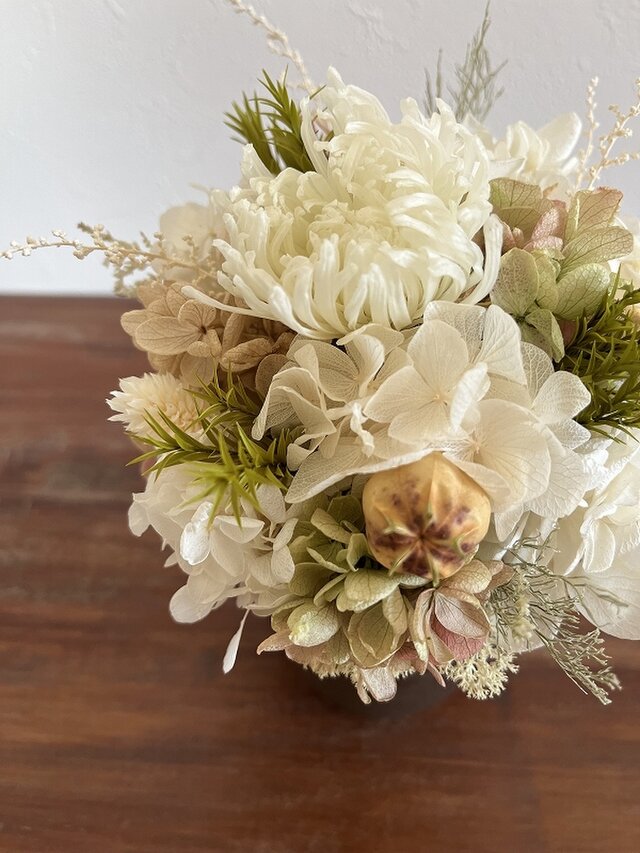 Anastasia / アナスタシア ゴールド ポットアレンジ S | iichi 日々の暮らしを心地よくするハンドメイドやアンティークのマーケットプレイス