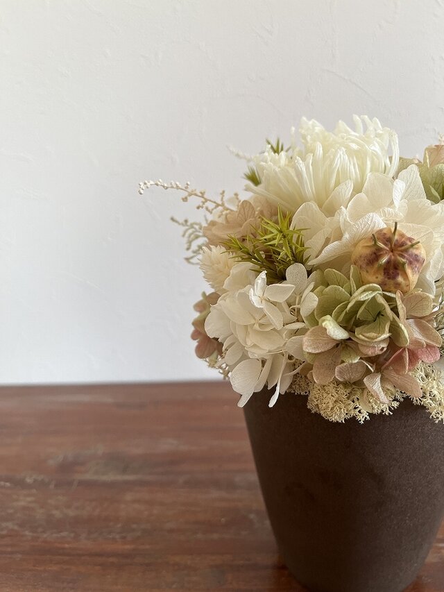 Anastasia / アナスタシア ゴールド ポットアレンジ S | iichi 日々の暮らしを心地よくするハンドメイドやアンティークのマーケットプレイス