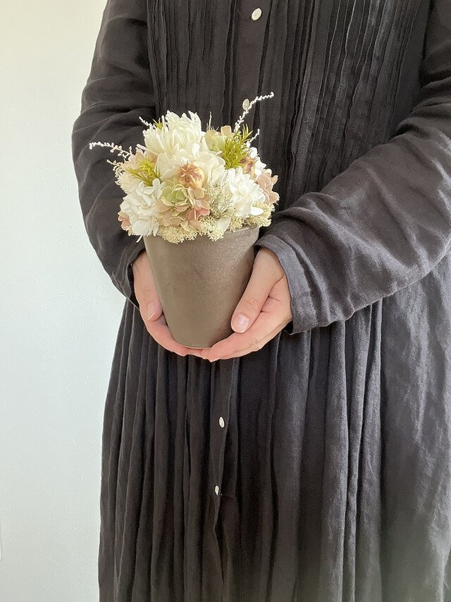 Anastasia / アナスタシア ゴールド ポットアレンジ S | iichi 日々の暮らしを心地よくするハンドメイドやアンティークのマーケットプレイス