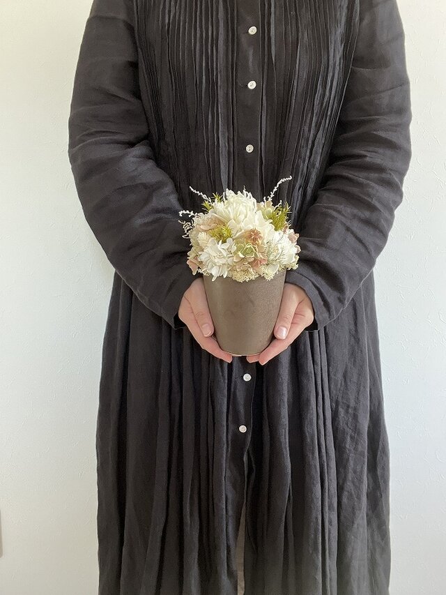 Anastasia / アナスタシア ゴールド ポットアレンジ S | iichi 日々の暮らしを心地よくするハンドメイドやアンティークのマーケットプレイス