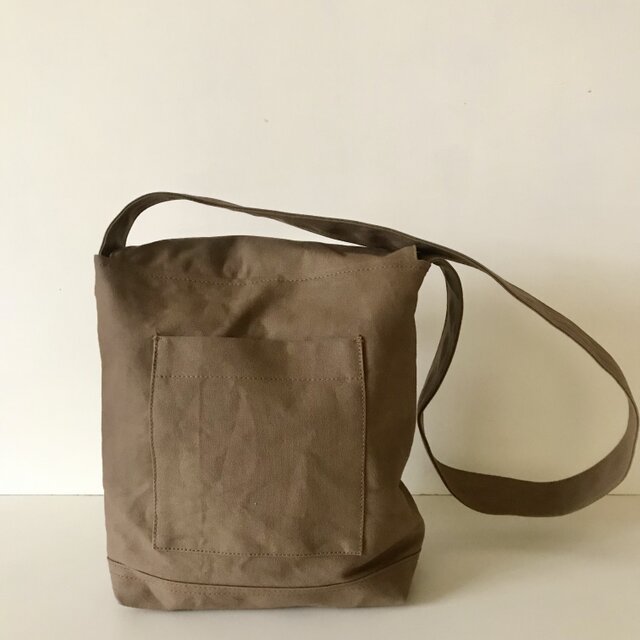 MARCO (11号帆布/茶) | iichi 日々の暮らしを心地よくするハンドメイドやアンティークのマーケットプレイス