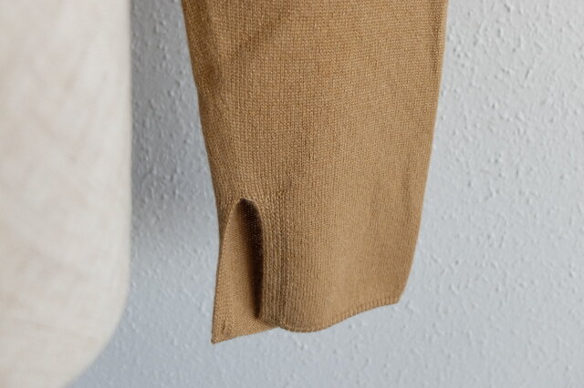 【1着限定】enrica cashmere&silk knit｜camel | iichi 日々の暮らしを心地よくするハンドメイドやアンティークのマーケットプレイス