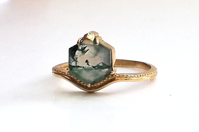 K18 まるで絵画のような moss agate hexagon ring | iichi 日々の暮らしを心地よくするハンドメイドやアンティークのマーケットプレイス