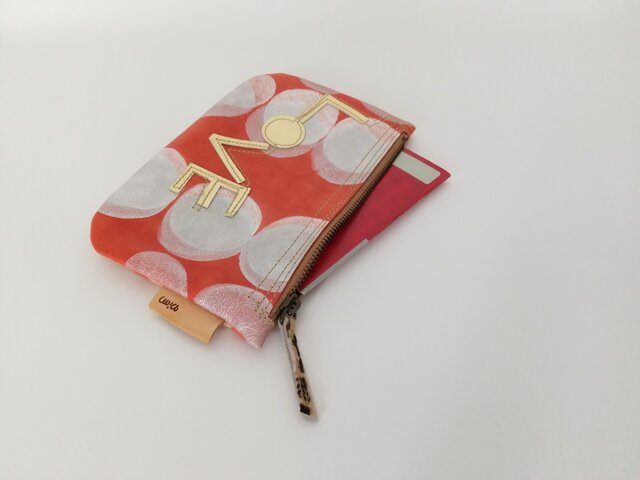 loveレザーポーチ | iichi 日々の暮らしを心地よくするハンドメイドやアンティークのマーケットプレイス