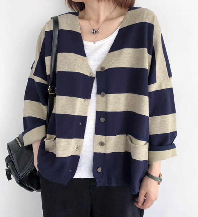 【☆全6色】秋の新色 ニットセーターカーディガン コットン 通学 通勤 Vネックストライプ長袖カジュアル トップス | iichi 日々の暮らしを心地よくするハンドメイドやアンティークの ...