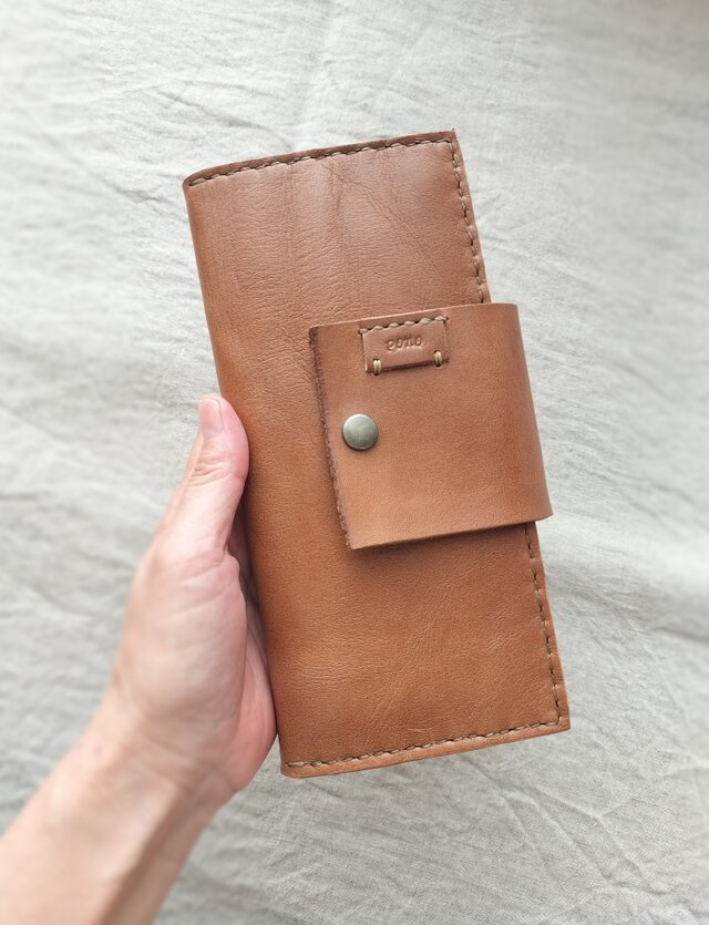 simple wallet 濃いヌメ色 オイルワックスレザー | iichi 日々の暮らしを心地よくするハンドメイドやアンティークのマーケットプレイス