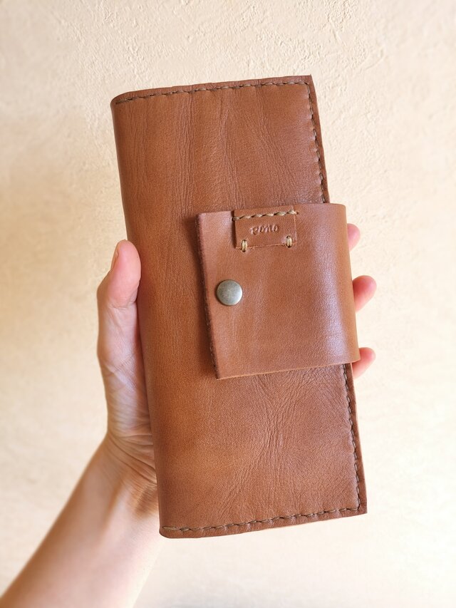 simple wallet 濃いヌメ色 オイルワックスレザー | iichi 日々の暮らしを心地よくするハンドメイドやアンティークのマーケットプレイス