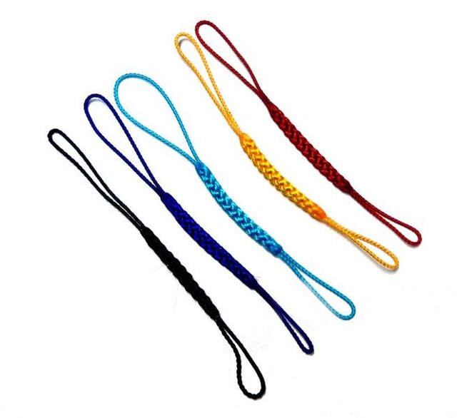 猫の鈴 守り鈴の根付【一点物】No-07 | iichi 日々の暮らしを心地よくするハンドメイドやアンティークのマーケットプレイス