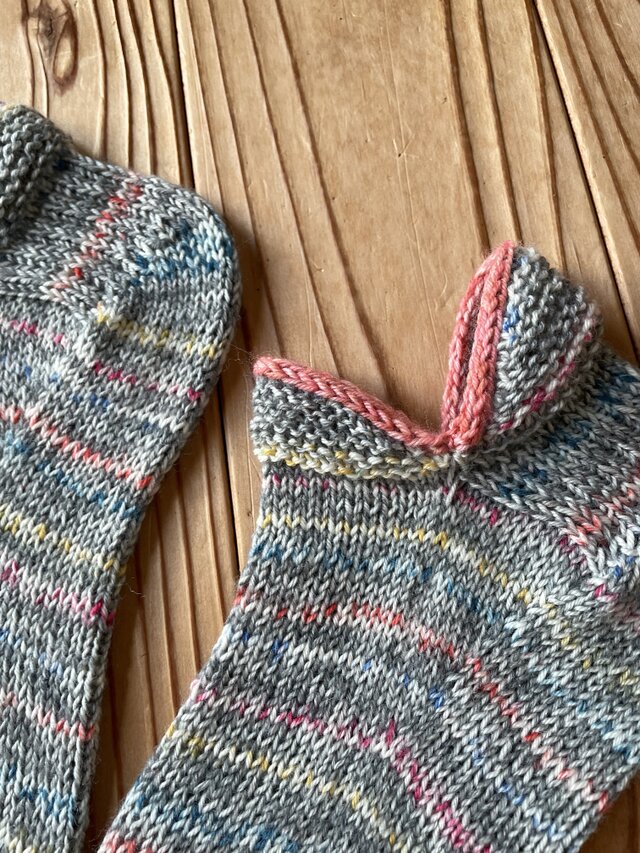 No.1299うつぼソックス176匹め | iichi 日々の暮らしを心地よくするハンドメイドやアンティークのマーケットプレイス