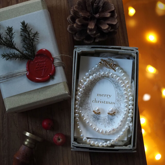 //Xmasギフト// 淡水パールのネックレス・ピアス／イヤリング｜2ケSet | iichi 日々の暮らしを心地よくするハンドメイドやアンティークのマーケットプレイス